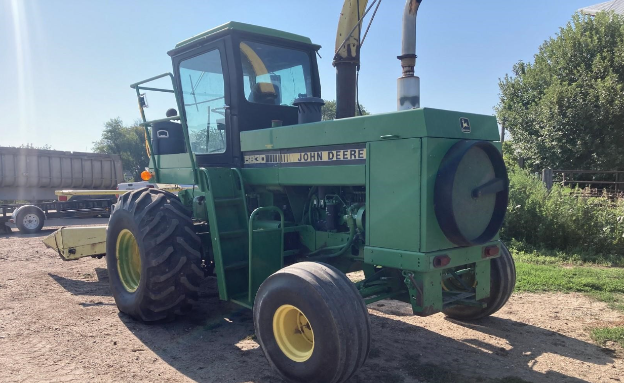John Deere 5830 Harvesting Forage Harvesters - Self Propelled for Sale ...