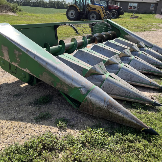 SOLD - John Deere 643 Harvesting Headers - Row Crop | Tractor Zoom