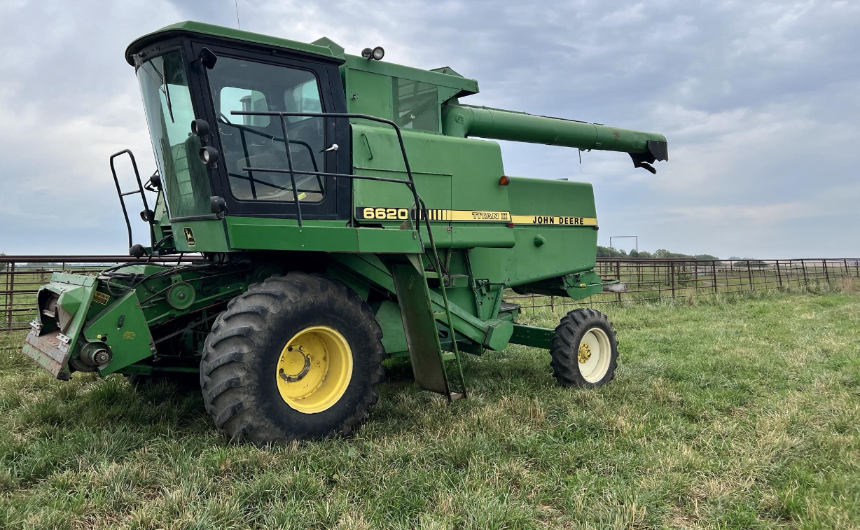John Deere 6620 Titan II Combines Class 5 for Sale | Tractor Zoom