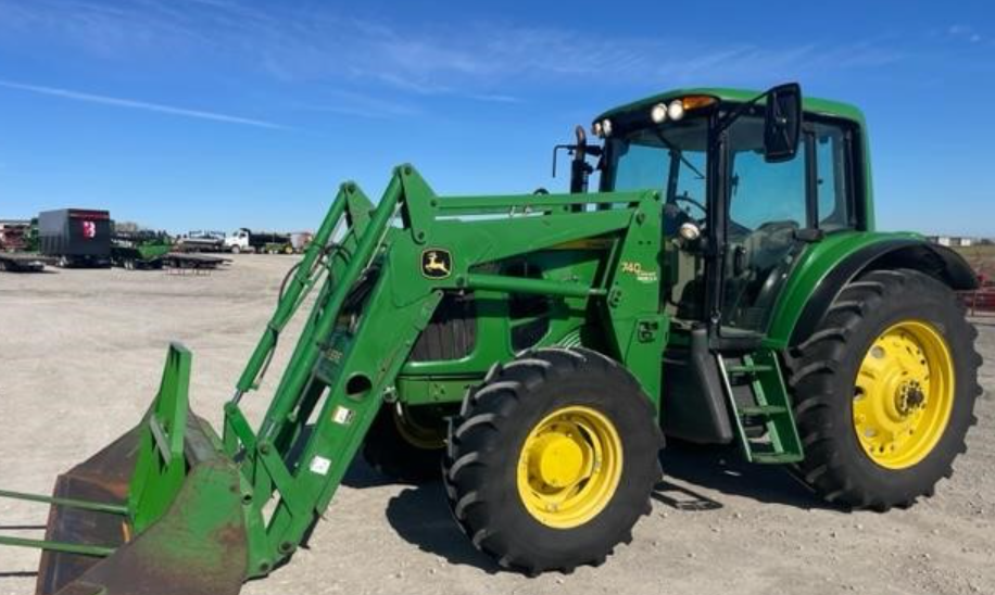 SOLD - John Deere 7130 Tractors 100 to 174 HP | Tractor Zoom