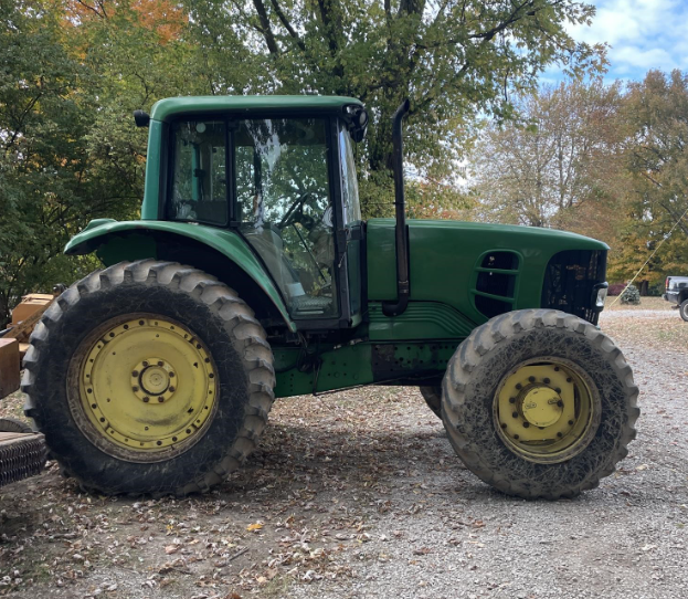 SOLD - John Deere 7220 Tractors with 110 HP | Tractor Zoom