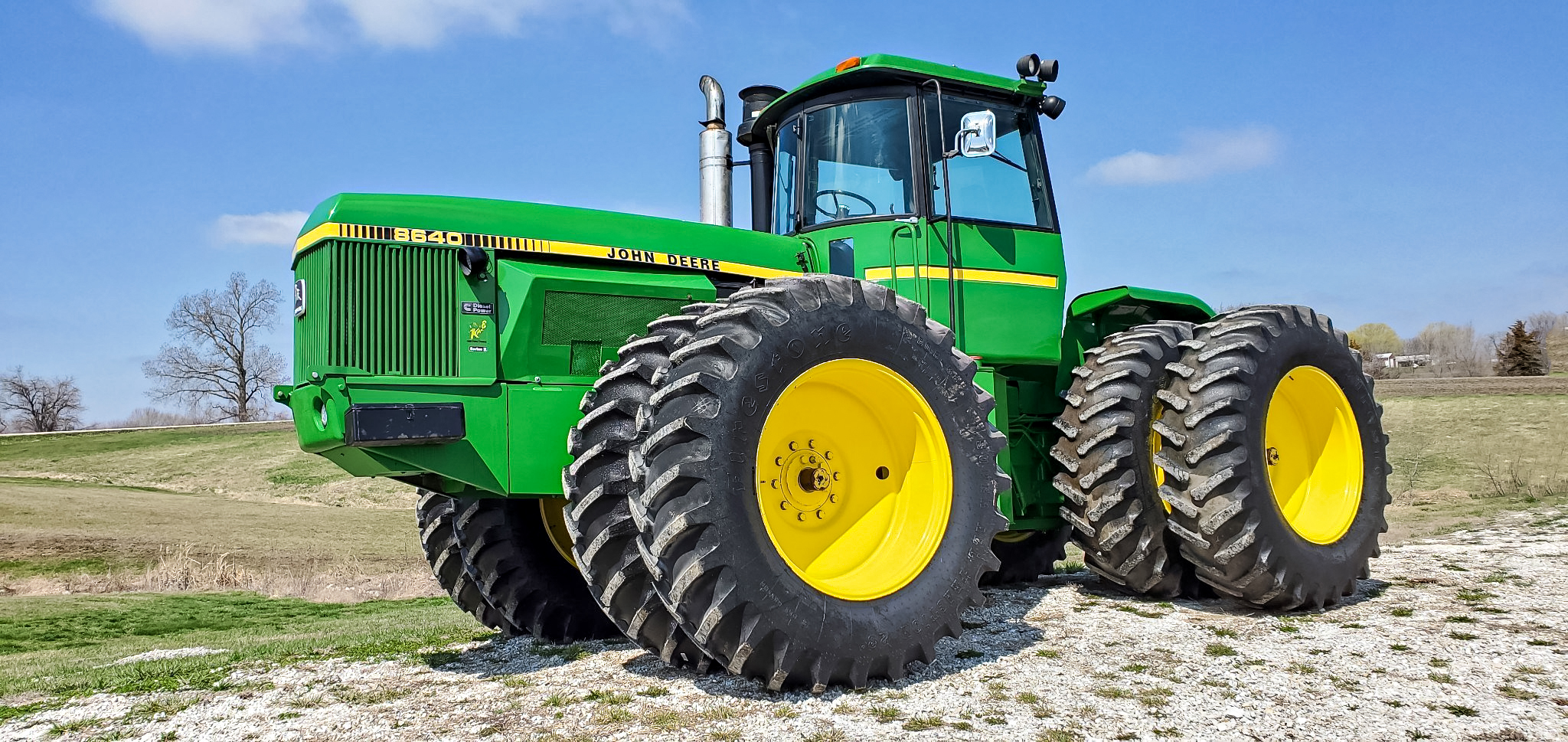 SOLD - John Deere 8640 Tractors 175 to 299 HP | Tractor Zoom