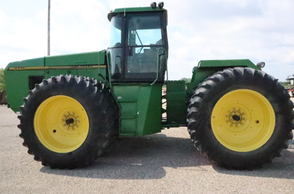 John Deere 8770 Tractors For Sale with 7,500 Hrs | Tractor Zoom