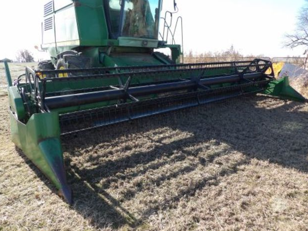 John Deere 925 Harvesting Headers - Platform for Sale | Tractor Zoom