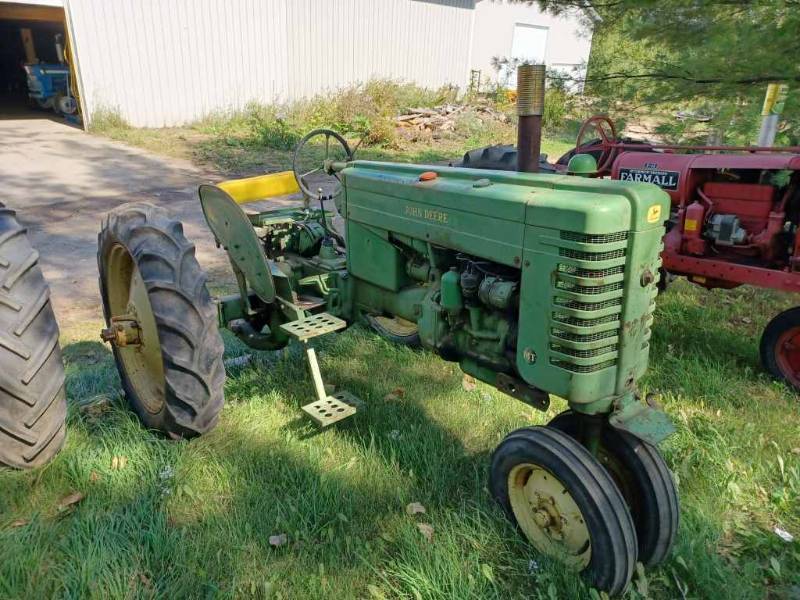 SOLD - John Deere MT Tractors with 22 HP | Tractor Zoom
