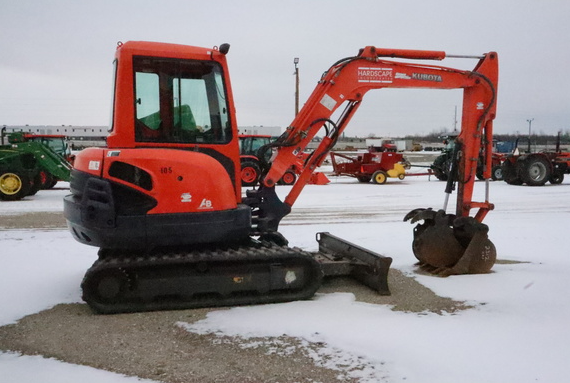 Kubota KX121-3ST Construction Compact Excavators for Sale | Tractor Zoom