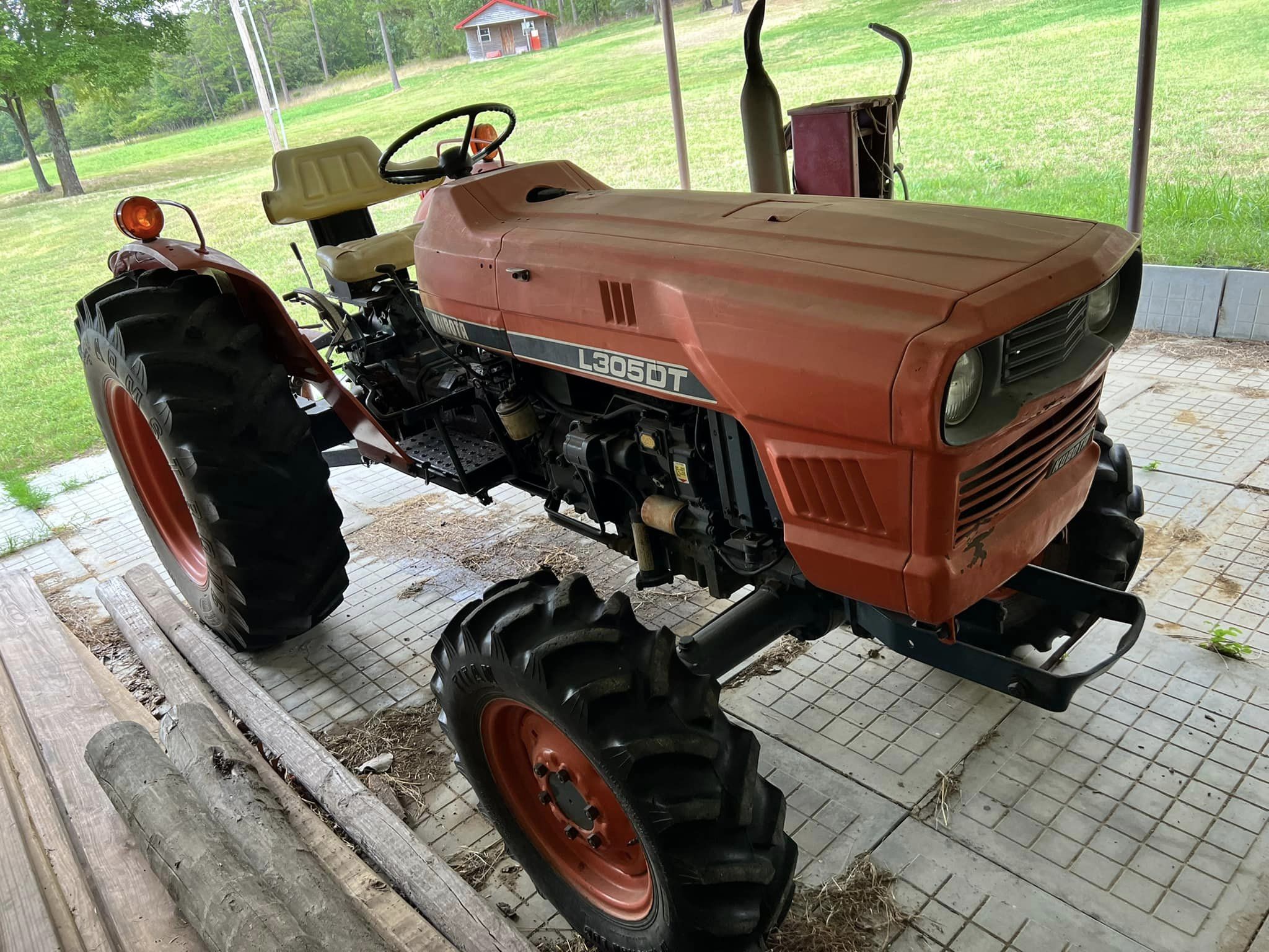Kubota L305 Tractors Less than 40 HP for Sale | Tractor Zoom