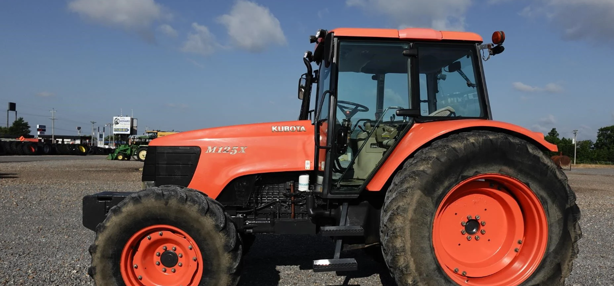 Kubota M125X Tractors 100 to 174 HP for Sale | Tractor Zoom