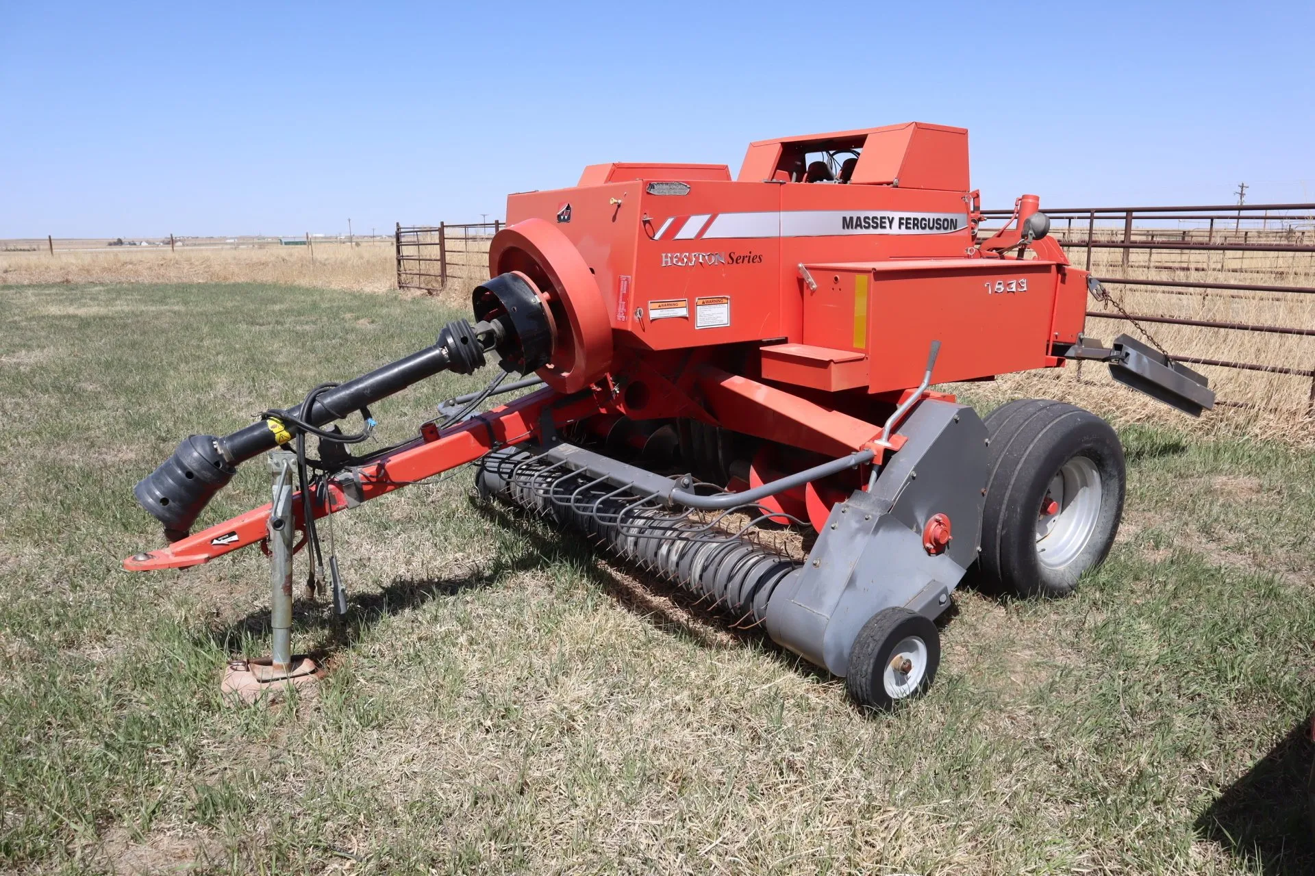 SOLD - Massey Ferguson Hesston 1372 Hay and Forage Mowers - Conditioner ...