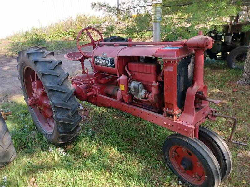 SOLD - Farmall F-12 Tractors Less than 40 HP | Tractor Zoom