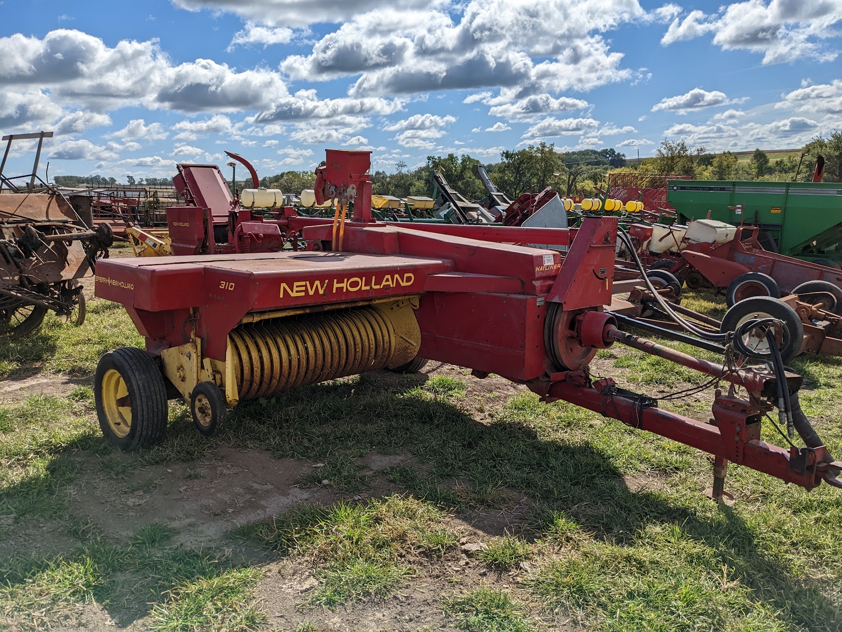 SOLD - New Holland 310 Hay and Forage Balers - Square | Tractor Zoom