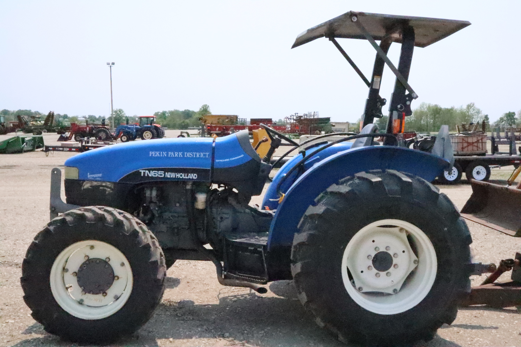 SOLD - New Holland TN65 Tractors with 65 HP | Tractor Zoom