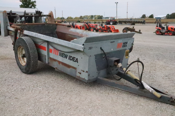 New Idea 361 Manure Handling Manure Spreaders - Dry for Sale | Tractor Zoom