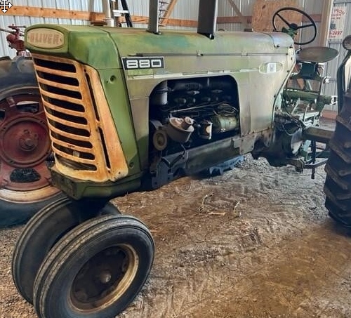 SOLD - Oliver 880 Tractors 40 to 99 HP | Tractor Zoom
