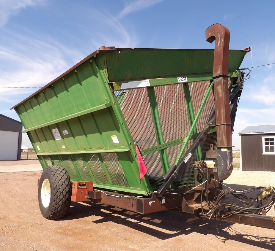 Tractor Zoom - Sam Stevens L237