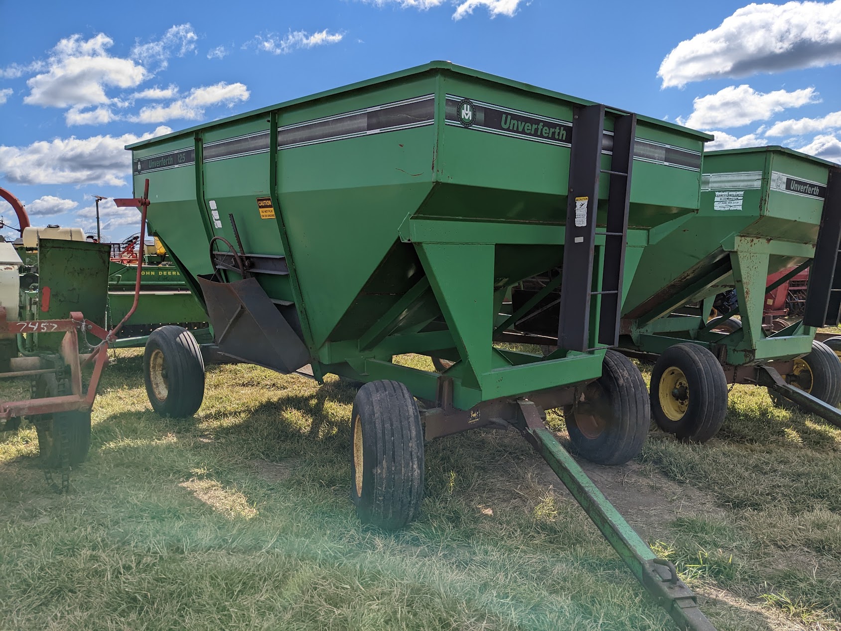 SOLD - Unverferth 325 Harvesting Gravity Wagons | Tractor Zoom