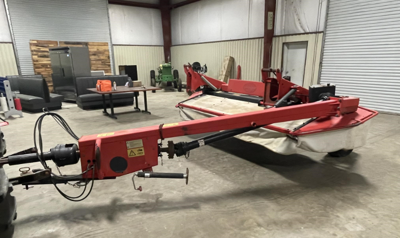 SOLD - Vicon KM2800 Hay and Forage with 9 ft | Tractor Zoom